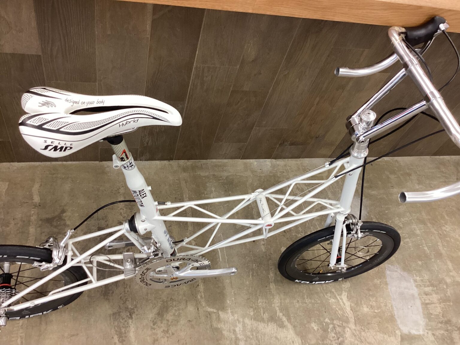 あの・・「お城製」入荷しました！！！Alex Moulton AM-SPEED | ロードバイクなどスポーツ自転車買取専門のバイチャリ